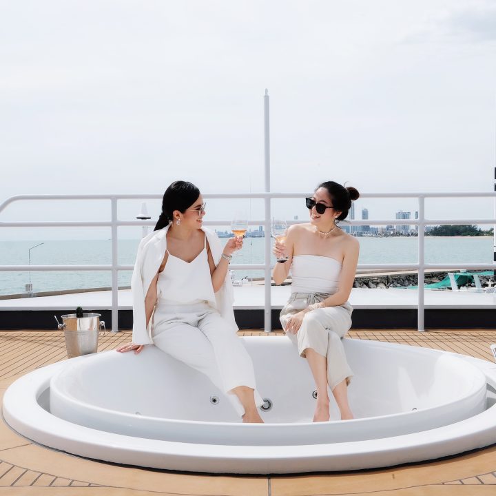 Velocean Liveaboard - Royal Voyage